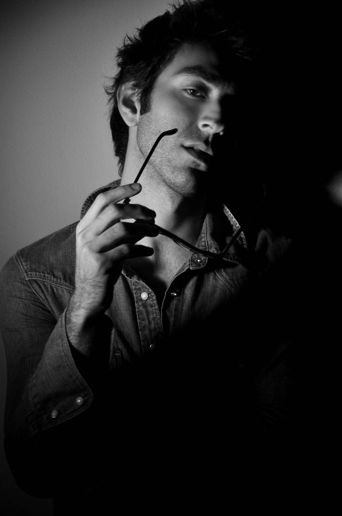 ENTREVISTA: Rodrigo Pandolfo mostra por que é sucesso de público e ...